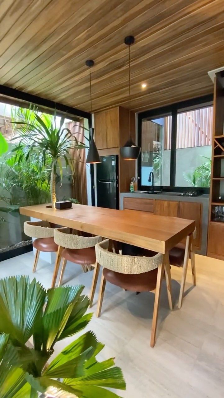Desain Rumah Tropis Hangat nan Modern - Citilum